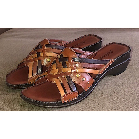 Auditions | Shoes | Auditions Tango Wedge Sandals | Poshmark